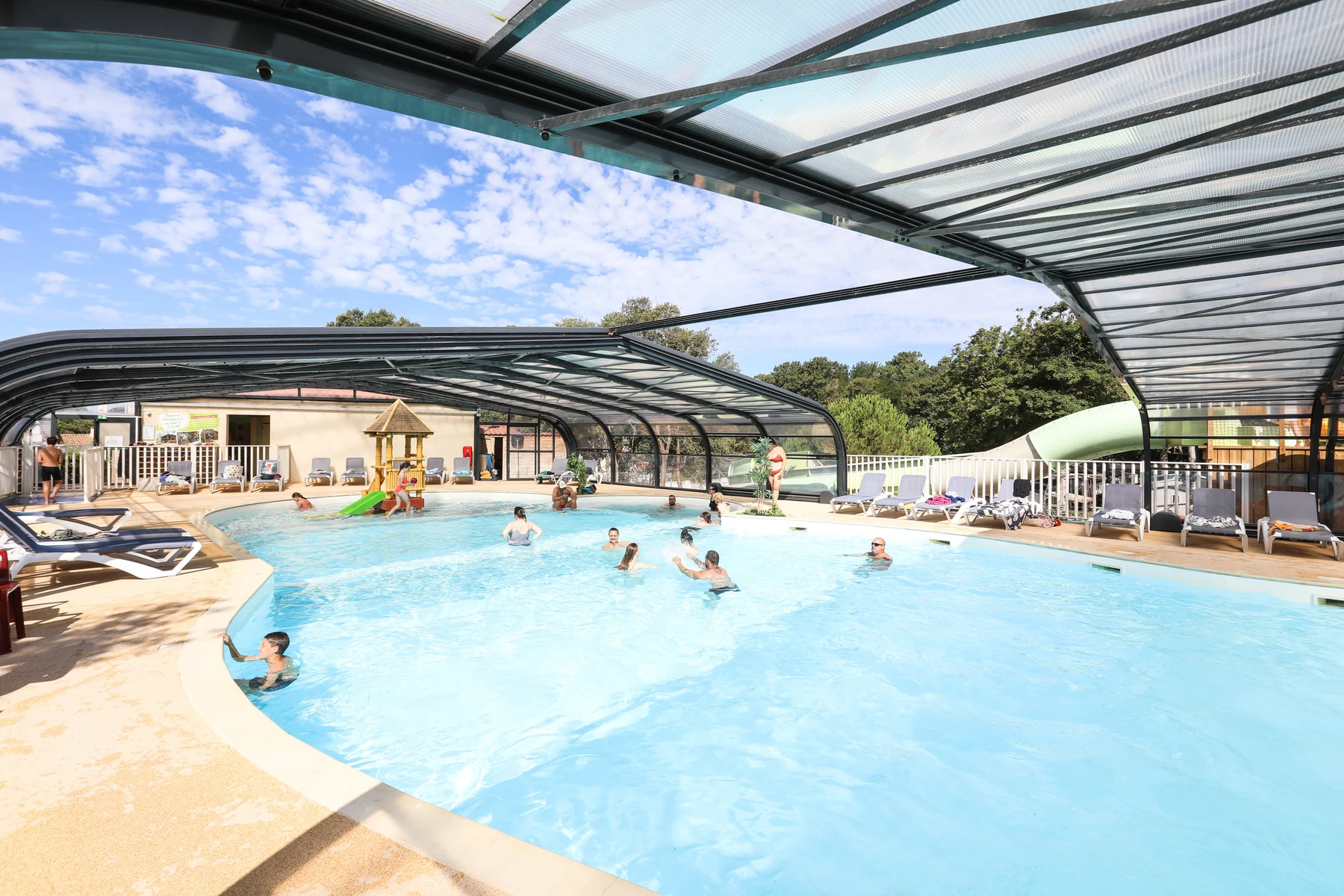 Camping Le Petit Rocher | 4 estrellas | Vendée | VacanceSelect